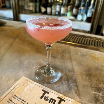 TOM TOM - Updated August 2024 - 1420 Photos & 1083 Reviews - 8932 Santa ...