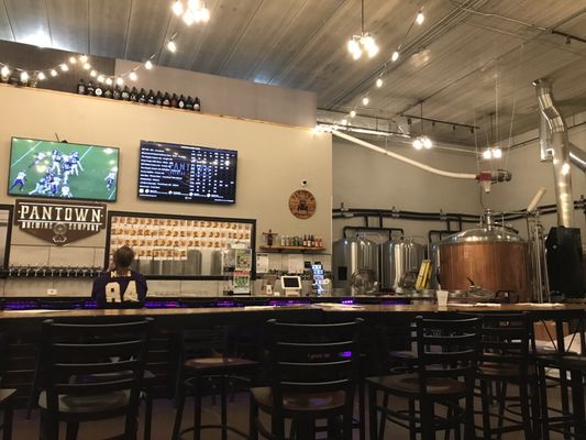 THE PANTOWN BREWING COMPANY - Updated August 2025 - 37 Photos & 22 ...