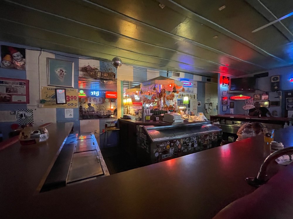 CAROUSEL LOUNGE - Updated June 2025 - 101 Photos & 86 Reviews - 1110 E ...