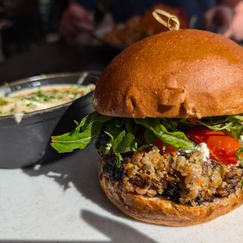 COURTYARD SOCIAL - Updated July 2025 - 168 Photos & 308 Reviews - 333 ...