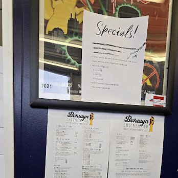 BERWYN CHICKEN - Updated December 2025 - 78 Photos & 69 Reviews - 7021 ...