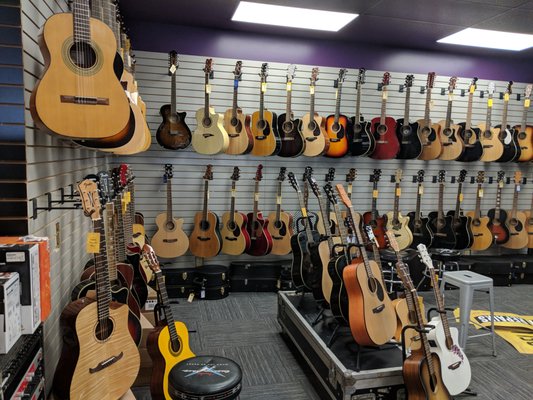 MUSIC GO ROUND - Updated December 2025 - 13 Photos - 677 Kidder St ...