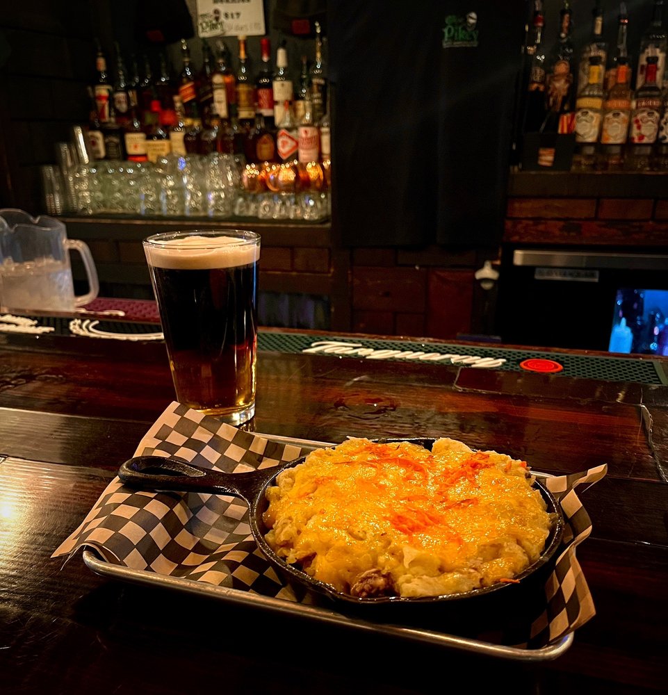 THE PIKEY - 54 Photos & 126 Reviews - 610 Main St, Klamath Falls ...