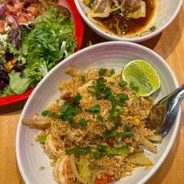 SINGSING THAI STREET FOOD - Updated November 2025 - 498 Photos & 104 ...