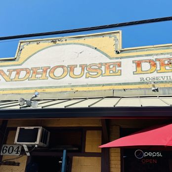 ROUNDHOUSE DELI - Updated January 2025 - 867 Photos & 940 Reviews - 604 ...