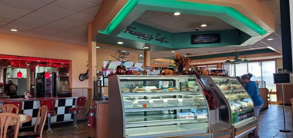 FREEWAY CAFE WEST - Updated October 2025 - 95 Photos & 69 Reviews ...