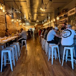 THE WHITE BULL - Updated January 2025 - 986 Photos & 462 Reviews - 123 ...