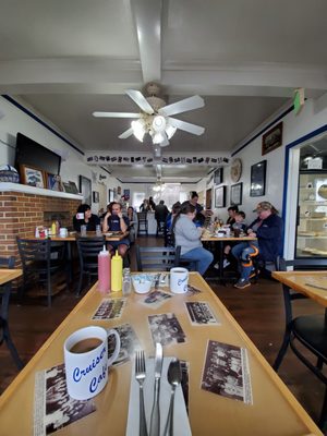 CRUISER CAFE - 93 Photos & 178 Reviews - 106 Washington Ave S ...