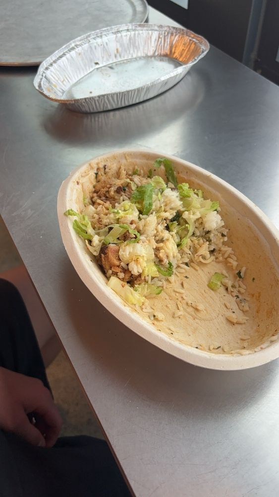 CHIPOTLE MEXICAN GRILL - Updated January 2025 - 18 Reviews - 465 E Main ...