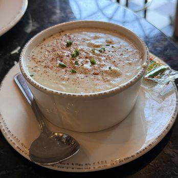 THE FIRST POST - Updated August 2024 - 523 Photos & 552 Reviews - 3691 ...