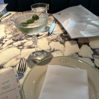 GREEN POINT SEAFOOD & OYSTER BAR - Updated April 2024 - 82 Photos & 42 ...