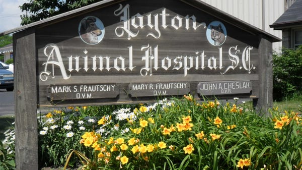 LAYTON ANIMAL HOSPITAL - Updated July 2025 - 10 Photos & 34 Reviews ...
