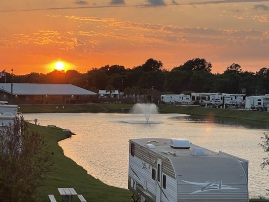 FALLBROOK RV RESORT - Updated July 2025 - 24 Photos & 17 Reviews - 3102 ...