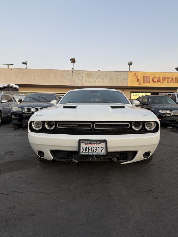 CAPTAIN MOTORS - Updated August 2025 - 11 Photos - 2090 Long Beach Blvd ...