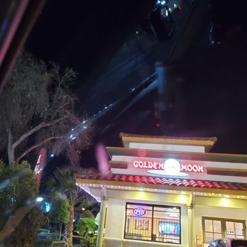 EVEREST GOLDEN MOON RESTAURANT - Updated December 2025 - 372 Photos ...