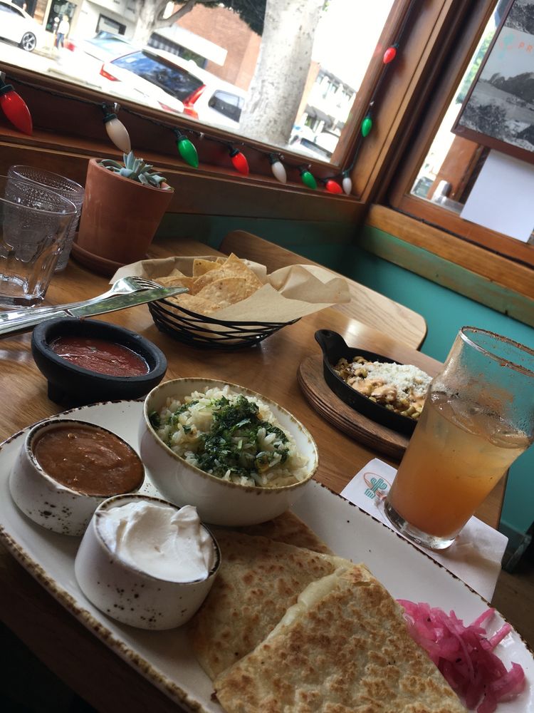 PRIMA CANTINA - 10 Photos & 23 Reviews - 15246 W Sunset Blvd, Los ...