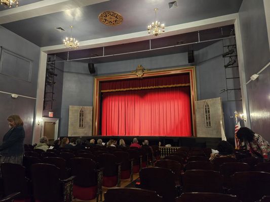 THE OLD OPERA HOUSE - Updated June 2026 - 25 Photos - 204 N George St ...
