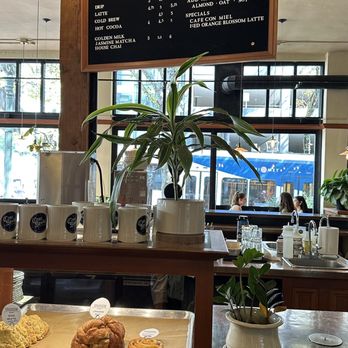 CASE STUDY COFFEE - Updated July 2024 - 682 Photos & 584 Reviews - 802 ...