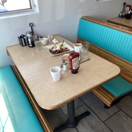 STACKS PANCAKE - Updated December 2025 - 72 Photos & 77 Reviews - 139 ...