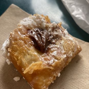 LORETTA AUTHENTIC PRALINES - Updated January 2025 - 40 Photos & 19 ...