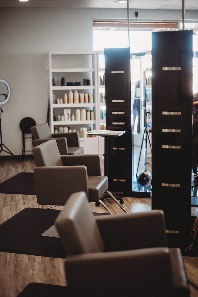 RUNWAY HAIR STUDIO - 108 Photos & 15 Reviews - 10200 Golf Course Rd NW ...