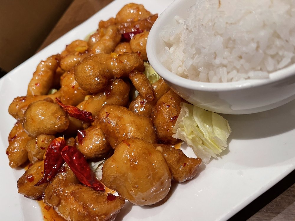 LULU ASIAN BISTRO - 113 Photos & 175 Reviews - 117 S College Ave, Fort ...