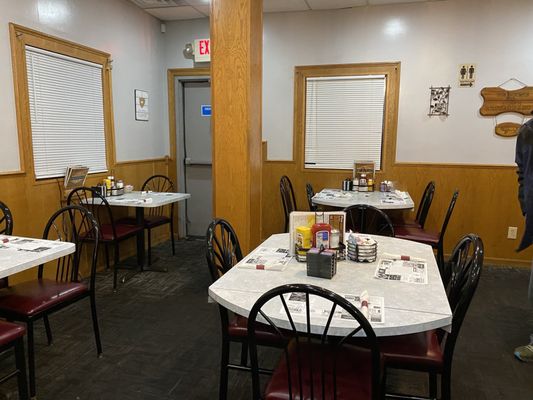 HOWE RESTAURANT - Updated January 2026 - 64 Photos & 132 Reviews - 5385 ...