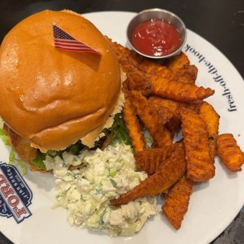 FORD’S FISH SHACK - ASHBURN - Updated January 2025 - 1635 Photos & 1762 ...