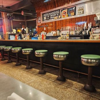 COMET CAFE - Updated December 2025 - 944 Photos & 1311 Reviews - 1947 N ...