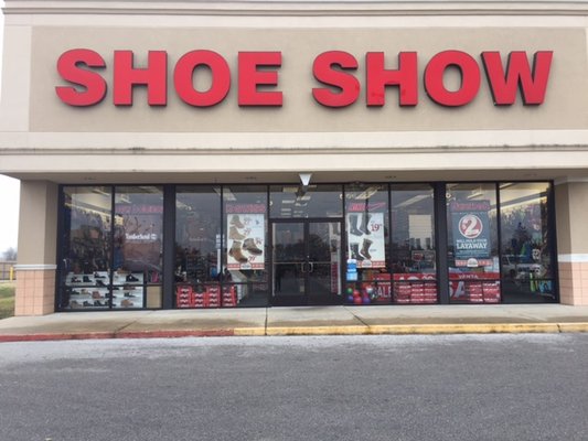 SHOE SHOW - Updated October 2025 - 710 N Davis Ave, Cleveland ...