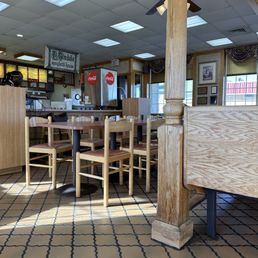 LAGONDOLA SPAGHETTI HOUSE NORTH - Updated November 2025 - 20 Photos ...