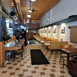 HOPS & HOGS COUNTRY SMOKEHOUSE - Updated March 2025 - 79 Photos & 69 ...