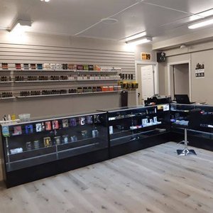 HONEYPOT SMOKE SHOP - Updated January 2025 - 12 Photos - 6832 Drummond ...