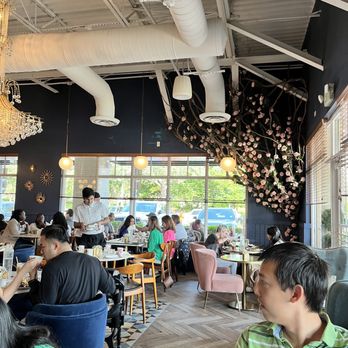 LITTLE HEN - 1167 Photos & 604 Reviews - 4579 Weston Rd, Weston ...