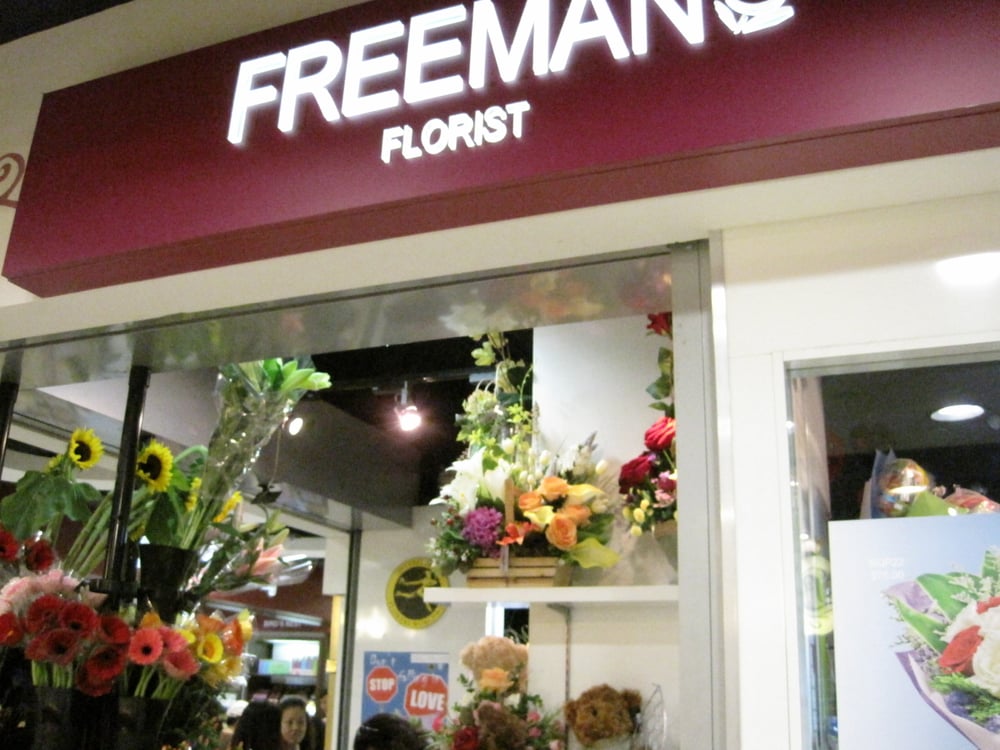 FREEMAN FLORIST - Updated July 2024 - 1 Pasir Ris Central Street 3 ...