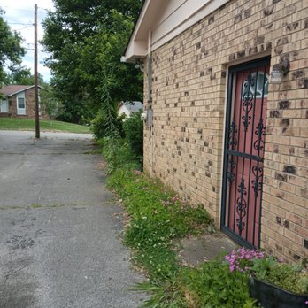 YANCY BELCHER - Updated December 2025 - 10 Reviews - 2306 N Mount ...