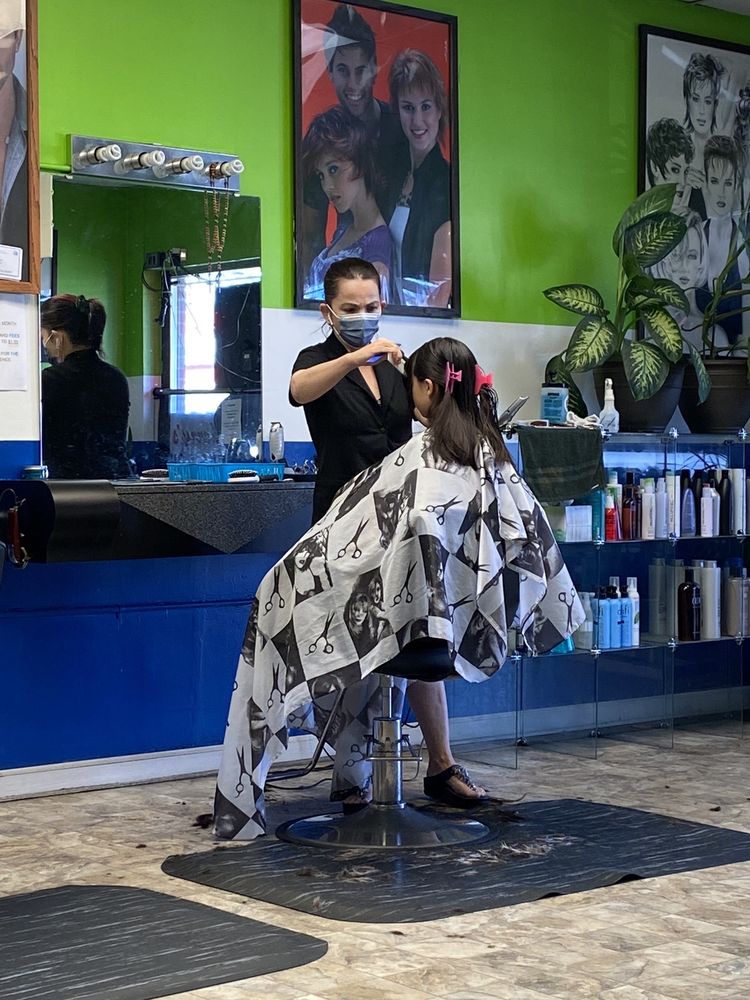 CHERRY HAIR DESIGN - 18 Photos & 45 Reviews - 10328 Aurora Ave N ...