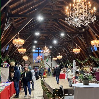 MIRACLE AT BIG ROCK - Updated December 2025 - 49 Photos & 10 Reviews ...