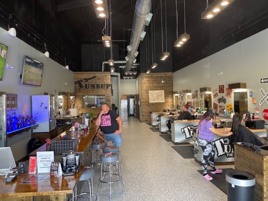TUNE-UP: THE MANLY SALON - Updated July 2025 - 10 Photos & 20 Reviews ...