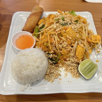 THAI THAI - Updated July 2025 - 172 Photos & 160 Reviews - 150 12th Ave ...