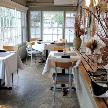 CHESCA’S RESTAURANT - Updated August 2025 - 73 Photos & 145 Reviews - 38 N Water St, Edgartown ...