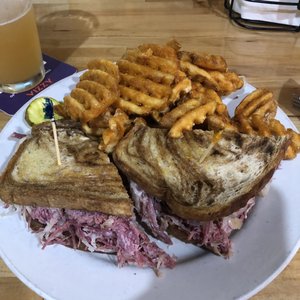 POG MAHONE’S PUB & GRILL - 44 Photos & 72 Reviews - 903 Washington Ave ...