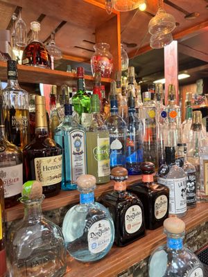 HAMILTON SPORTS BAR & GRILL - Updated December 2025 - 49 Photos & 24 ...