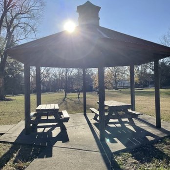 PARMER PARK - Updated January 2026 - 33 Photos - 578 Leake Ave, Belle ...