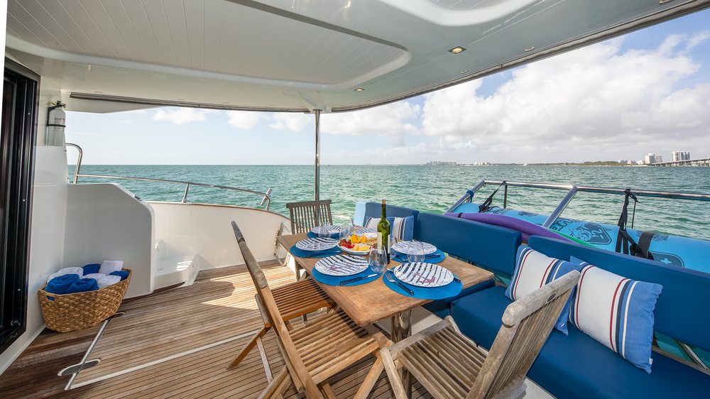 BOAT CHARTER IN MIAMI - Updated April 2024 - 19 Photos - 1915 Brickell ...