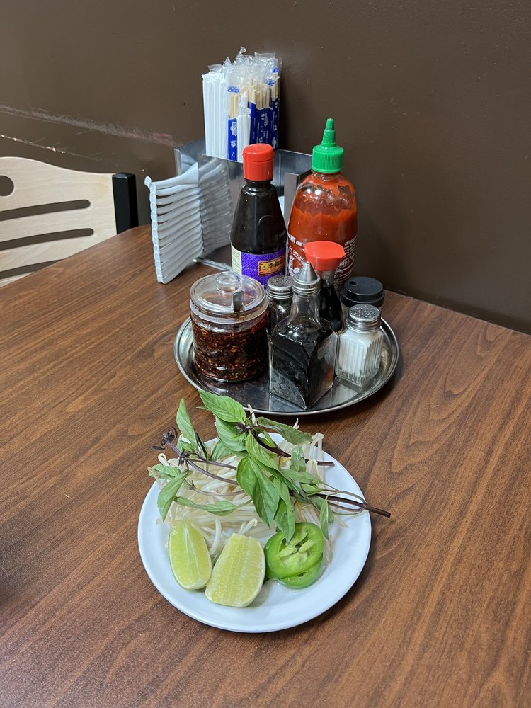 PHO 90 - Updated December 2024 - 462 Photos & 470 Reviews - 4355 W ...