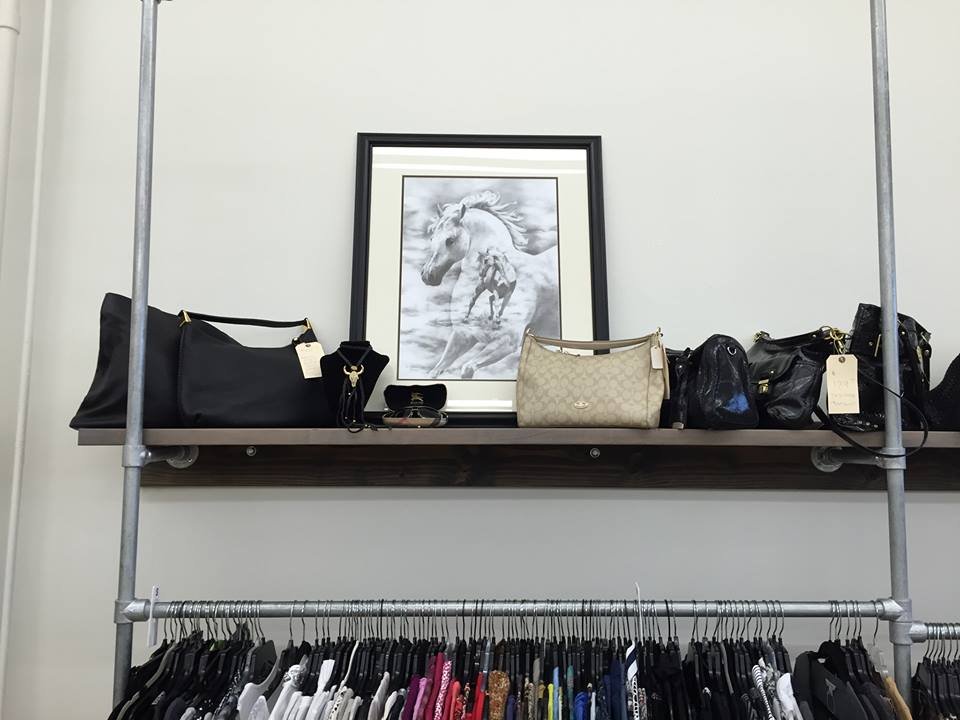THREADS CONSIGNMENT BOUTIQUE - Updated May 2026 - 13 Reviews - 127 W ...