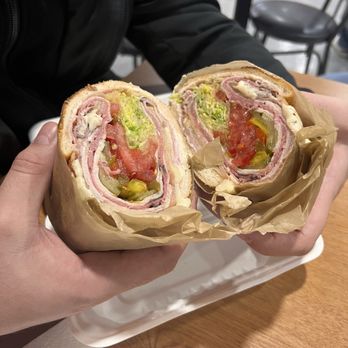 HEFTY LEFTY’S HOAGIES AND GRINDERS - Updated December 2025 - 76 Photos ...
