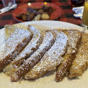 TOAST N’ TAP - Updated May 2025 - 26 Photos & 24 Reviews - 45 Quaker Ln ...