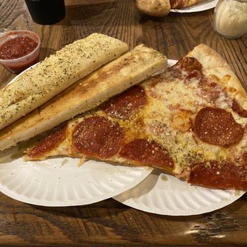 GOODFELLAS PIZZERIA - PLEASANT RIDGE - Updated December 2025 - 120 ...